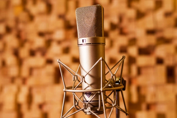 Why The Neumann U87 Is The World’s Most Famous Microphone